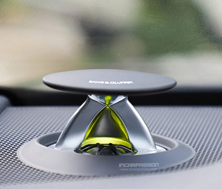 Audi A6 C8 2019+ Motorized Lifting Tweeter with 32 Colors Ambient Light