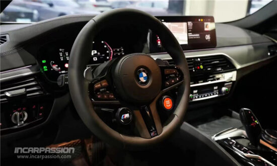 BMW OLED Drive Unit, Select Driving Mode on Steering Wheel
